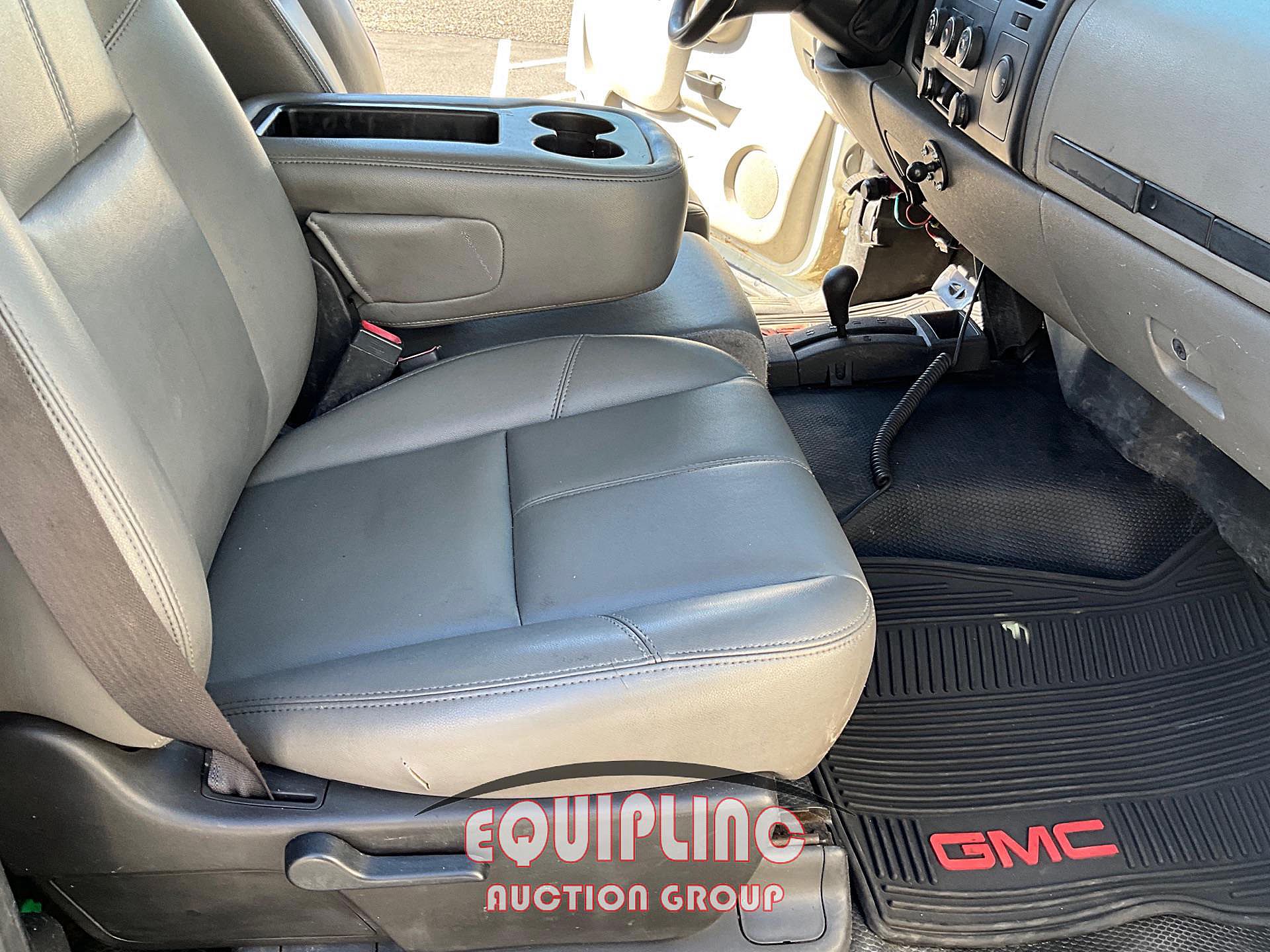 2013 GMC 3500 SERVICE BODY For Sale | Service Truck | #AJM150063