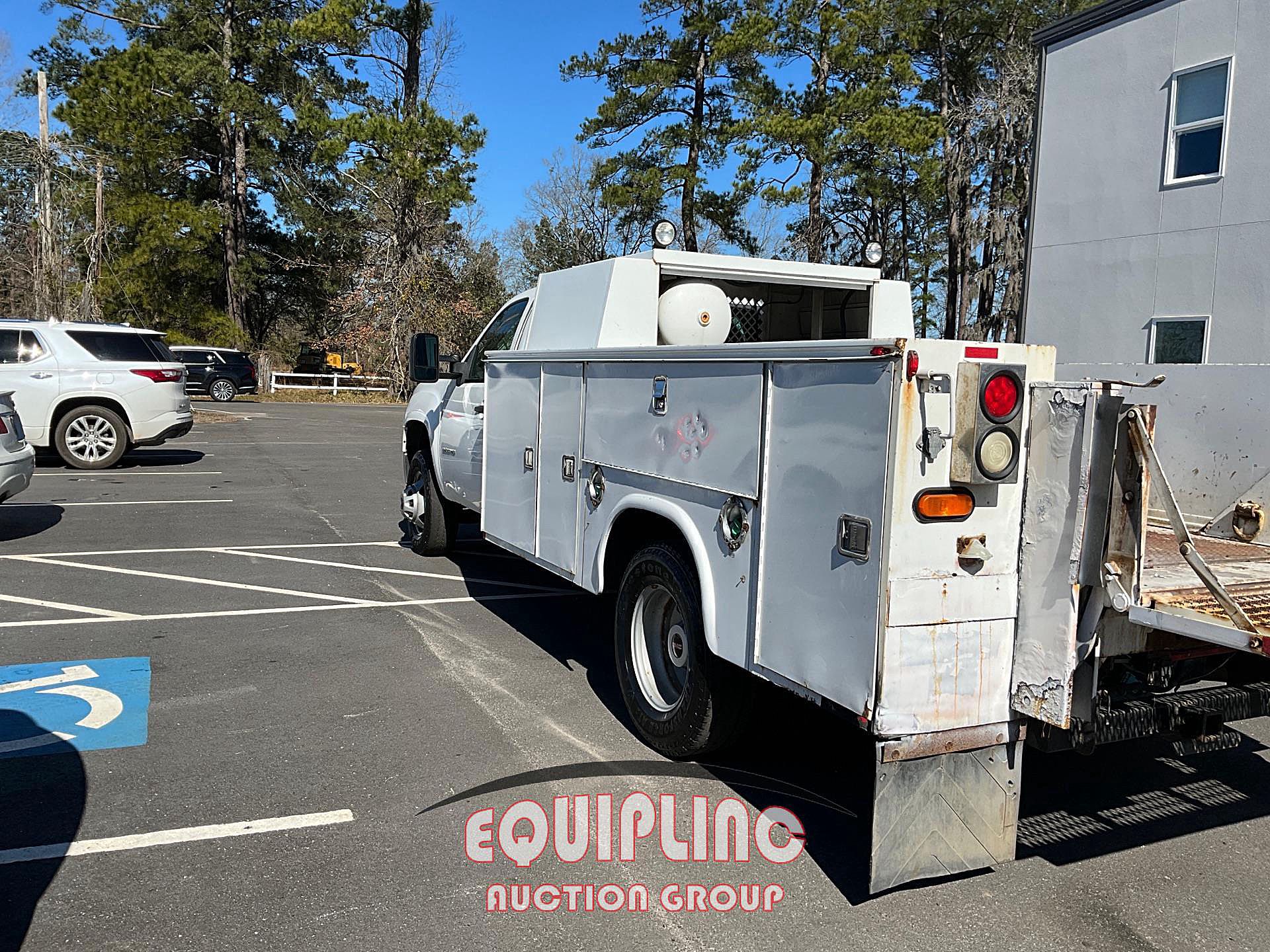 2013 GMC 3500 SERVICE BODY For Sale | Service Truck | #AJM150063