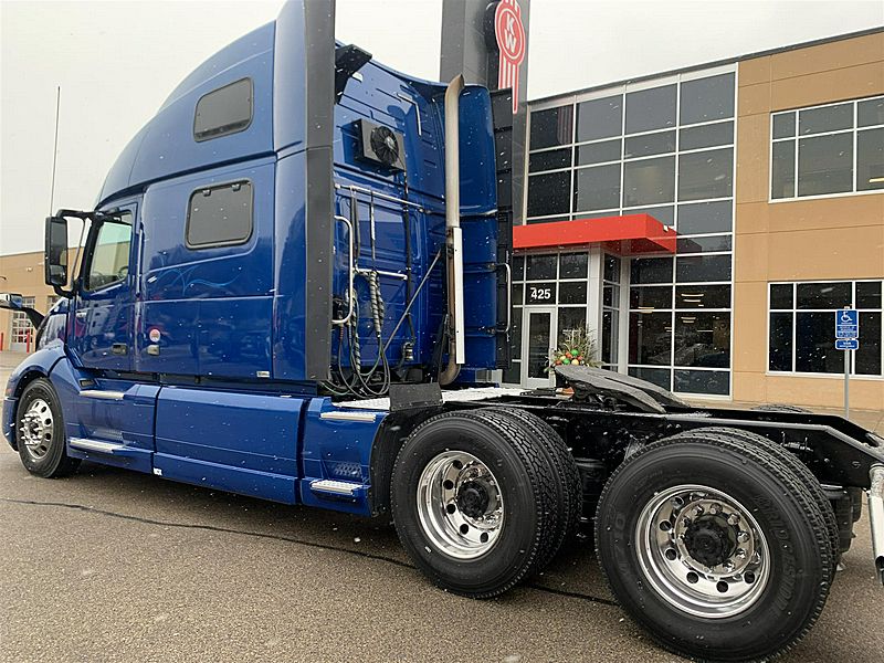 2019 Volvo VNL 860 For Sale | 80" Sleeper | #5664