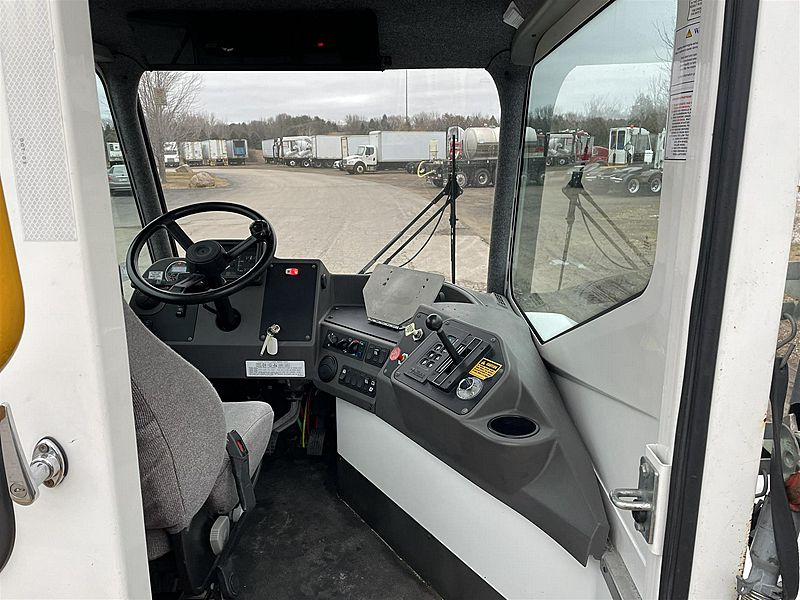 2020 Ottawa T2 (For Sale) | Yard Spotter | #R46715