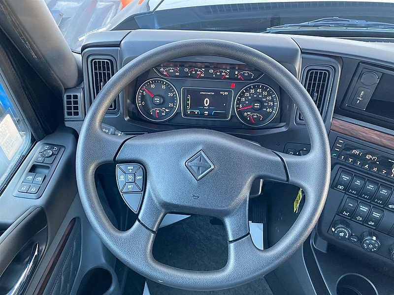 2025 International HX620 (For Sale) | Dump Truck | # 189224