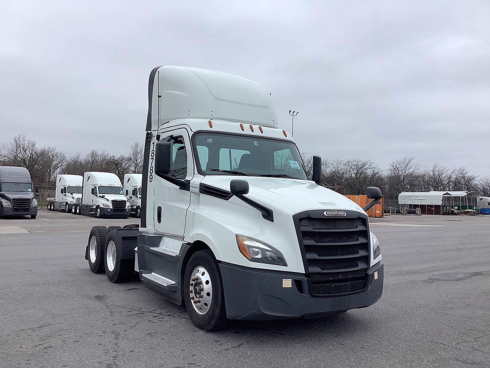2019 Freightliner Cascadia For Sale | Day Cab | #18789
