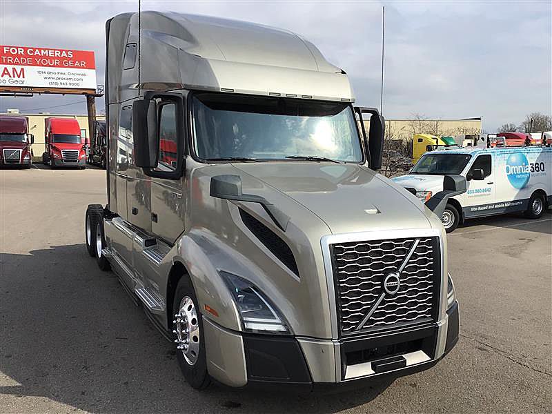 2020 Volvo VNL 760 (For Sale) | 70" Sleeper | #263531