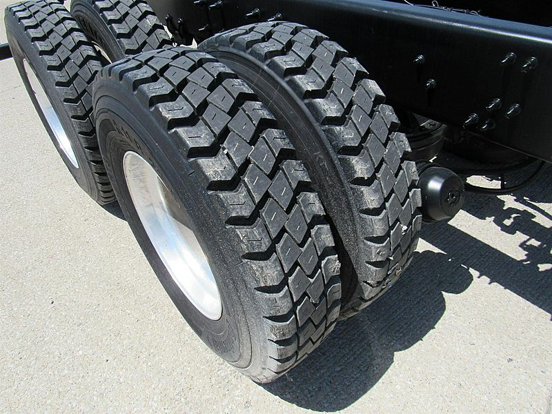 2013 Mack Granite GU813 (For Sale) | Cab & Chassis | # 10153