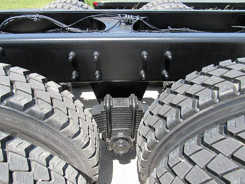 2013 Mack Granite GU813 (For Sale) | Cab & Chassis | # 10153