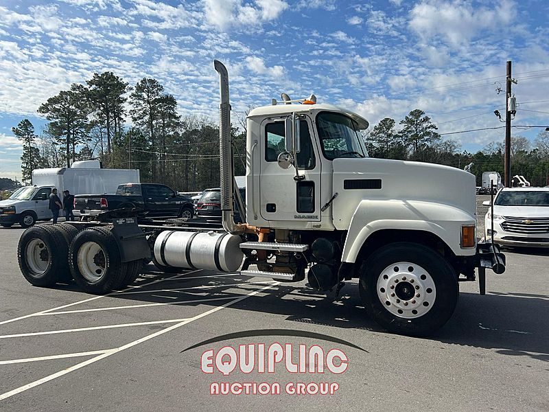 2009 Mack Pinnacle CHU613 DAYCAB (For Sale) | Day Cab | #AJM003966