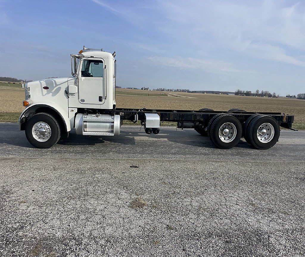 2012 Peterbilt 365 For Sale | Cab & Chassis | #8208