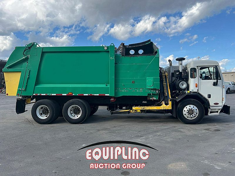 2015 Peterbilt 320 SIDE LOADER GARBAGE TRUCK (For Sale) | Refuse Truck ...