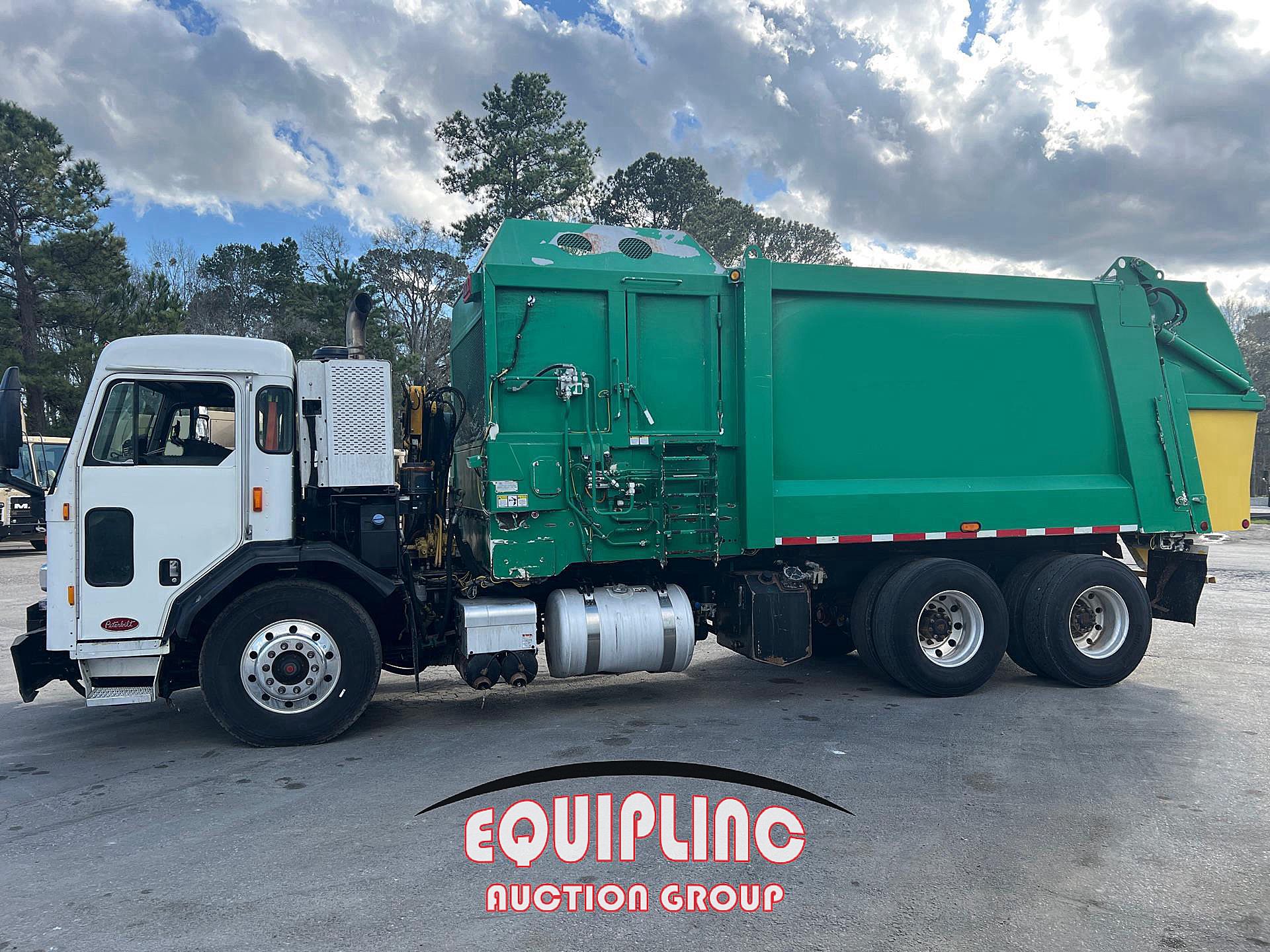 2015 Peterbilt 320 SIDE LOADER GARBAGE TRUCK For Sale | Refuse Truck ...