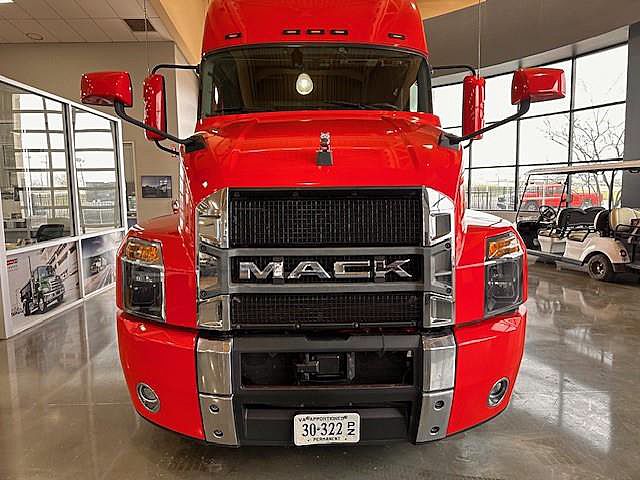 2020 Mack Anthem AN64T M742 (For Sale) | 70" Sleeper | # 255683