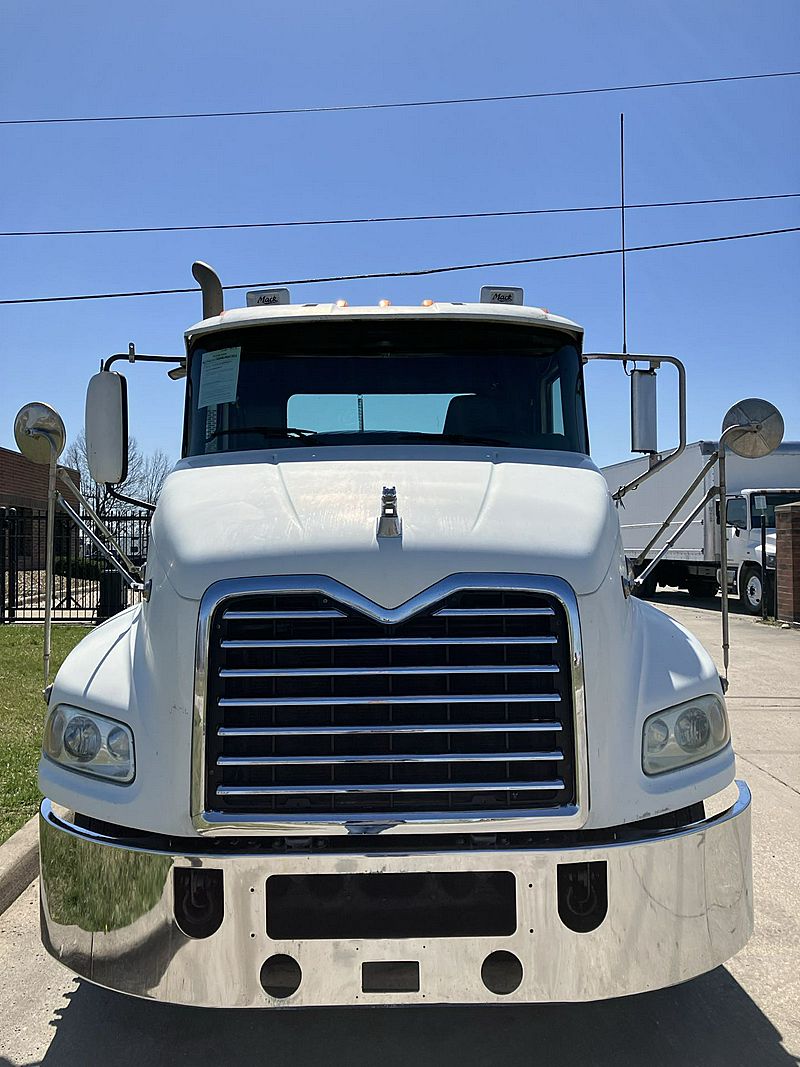 2017 Mack Pinnacle CXU613 (For Sale) | Day Cab | # M12646