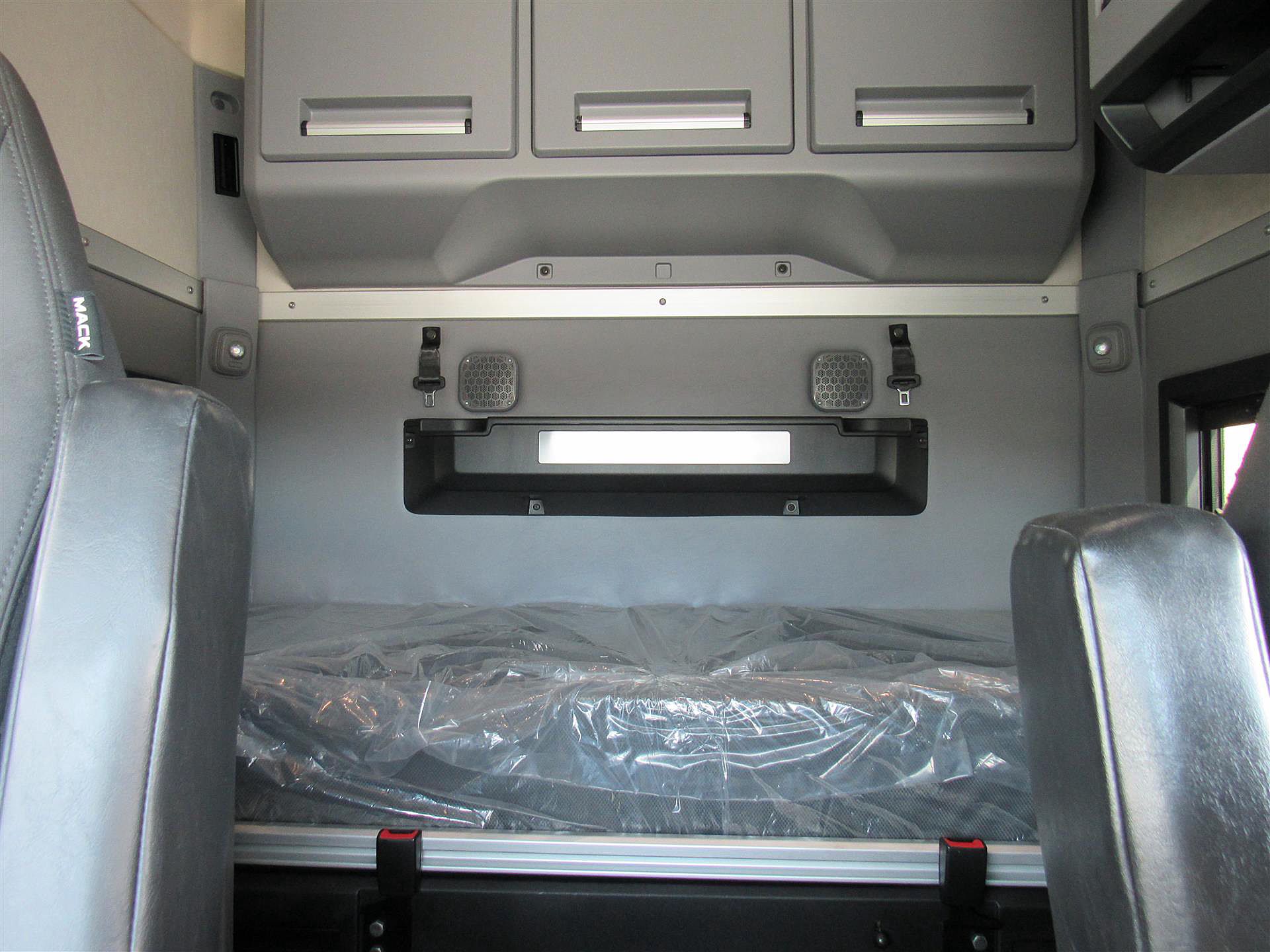 2020 Mack ANTHEM 64T 70 INCH SLEEPER (For Sale) | 70" Sleeper | #22HU014687