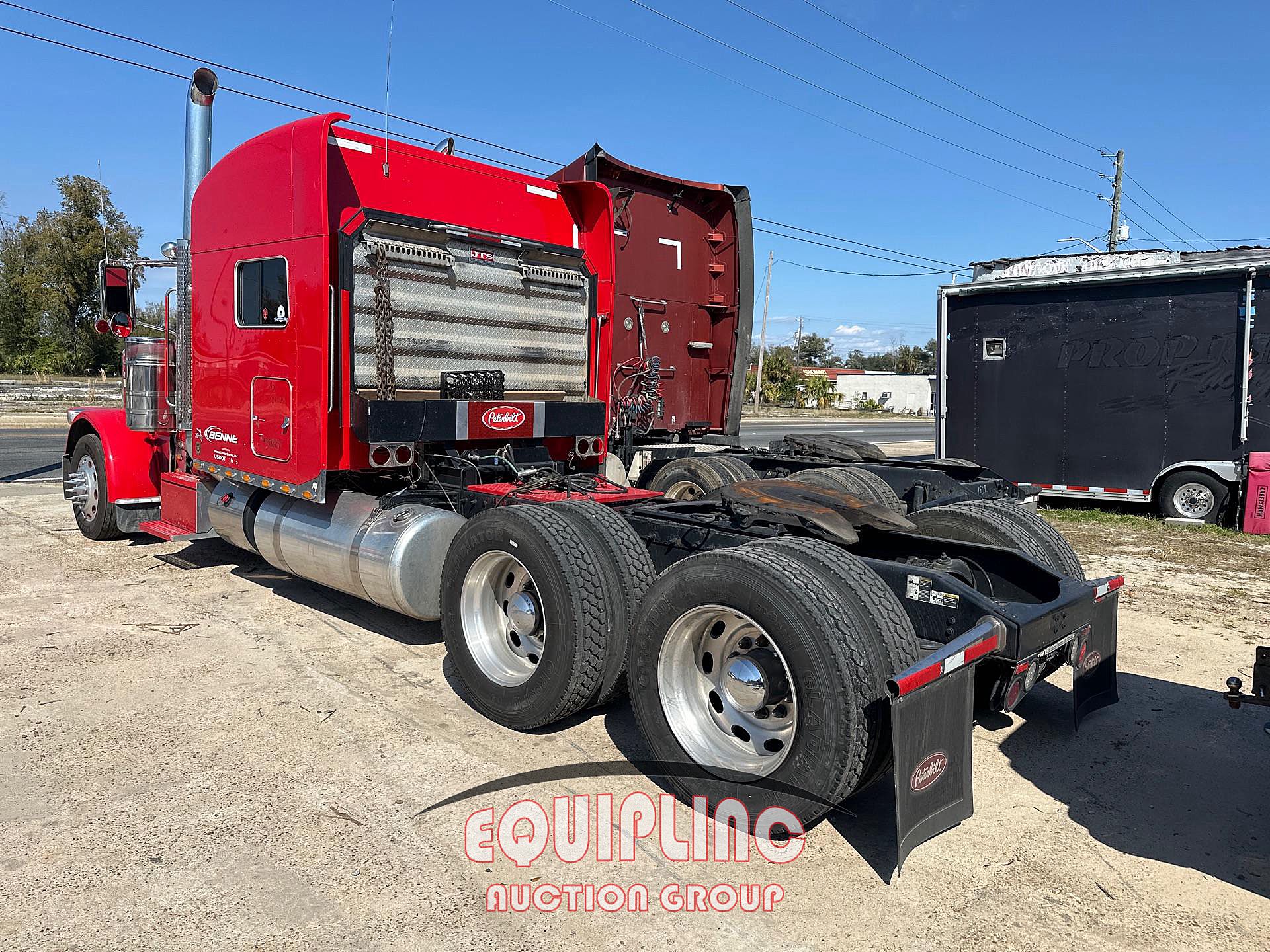2017 Peterbilt 389 For Sale | Sleeper Truck | #HLO387971