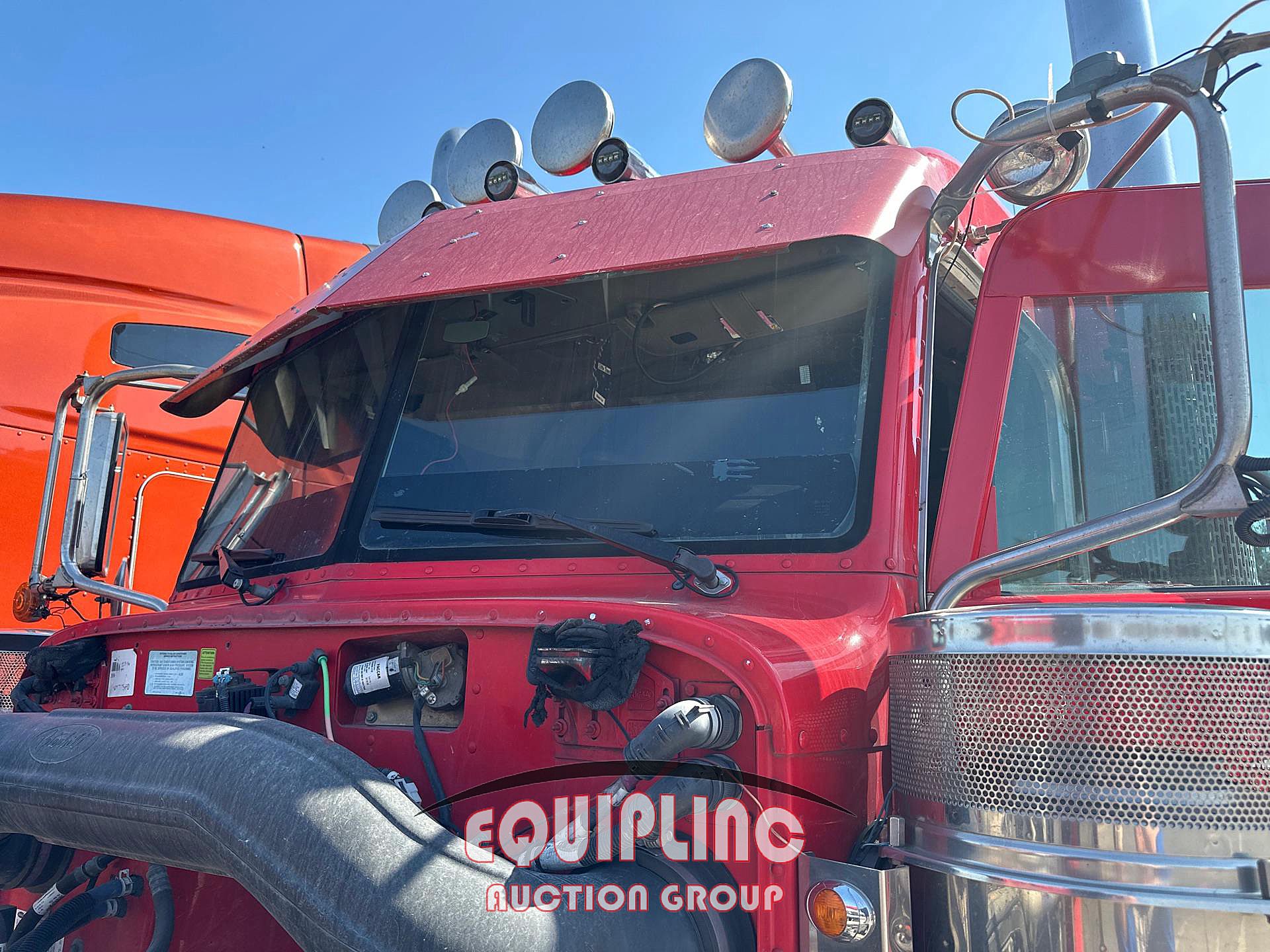 2017 Peterbilt 389 For Sale | Sleeper Truck | #HLO387971