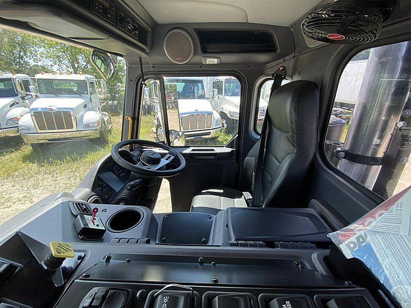 2025 Peterbilt 520 For Sale | Cab & Chassis | #50A727641
