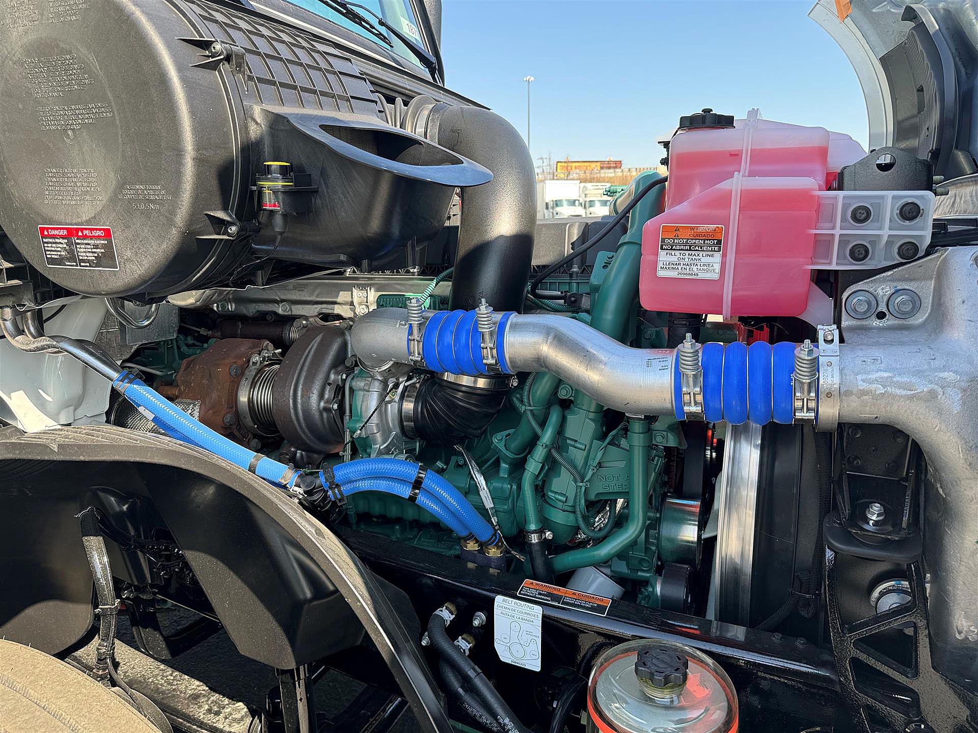 2025 Volvo VNL For Sale | Daycab Sleeper | #V660256