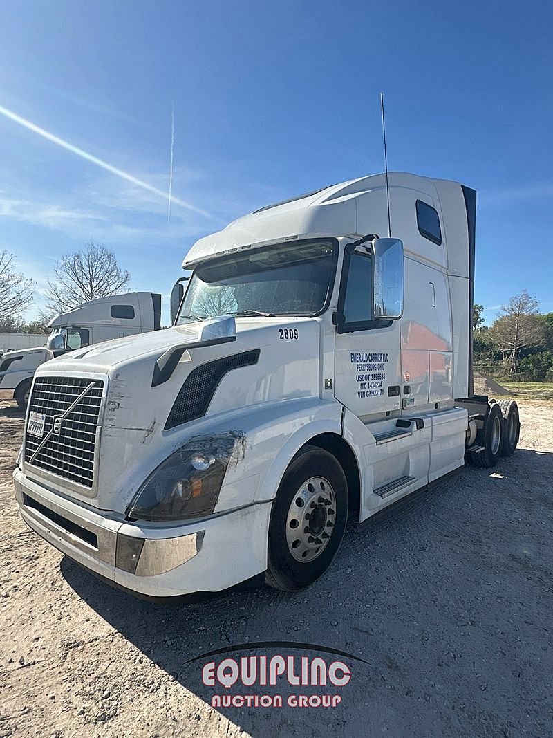2016 VOLVO TRUCK VNL (For Sale) | Double Sleeper | #MFS923171