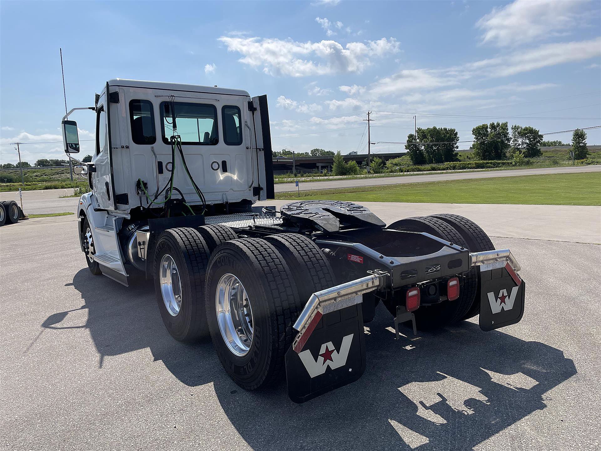 2025 Western Star 57X For Sale | Day Cab | #13834WH