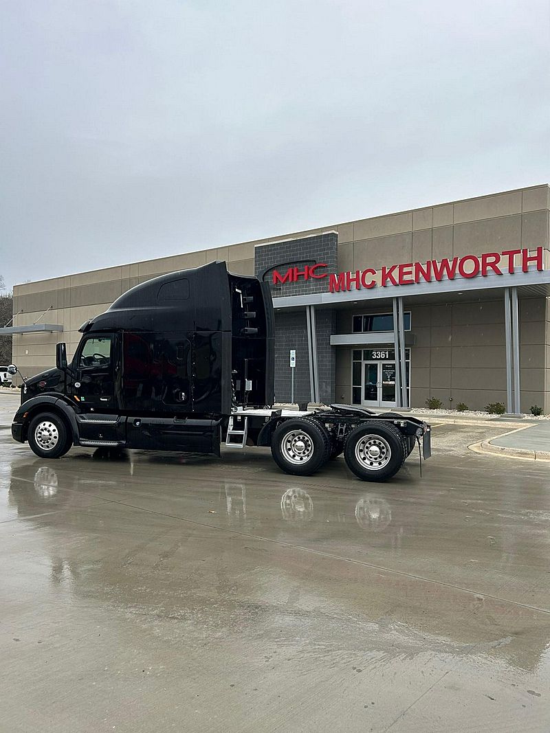 2020 Peterbilt 579 For Sale | 80" Sleeper | #0567279
