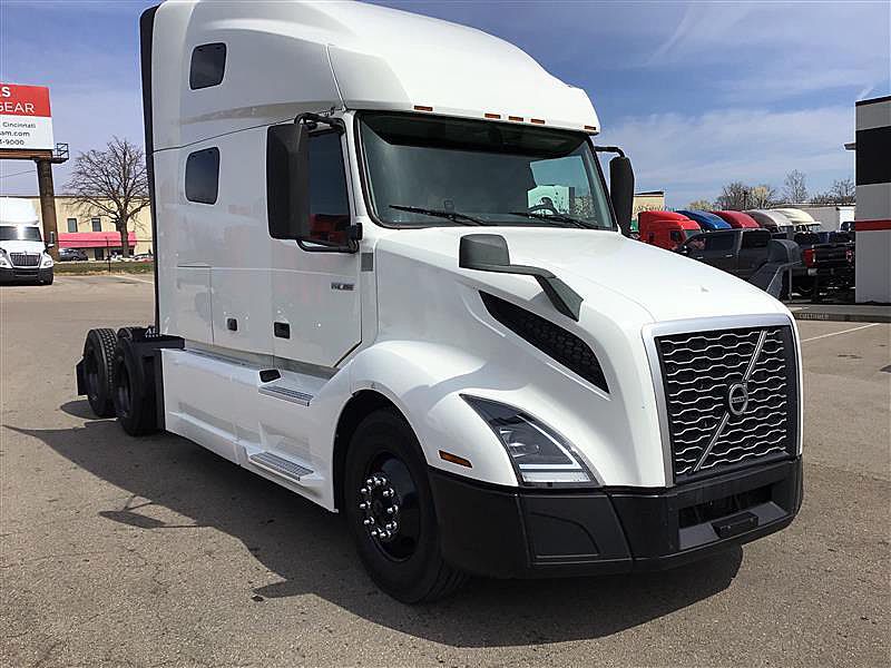 2019 Volvo VNL 760 (For Sale) | 70" Sleeper | #263984