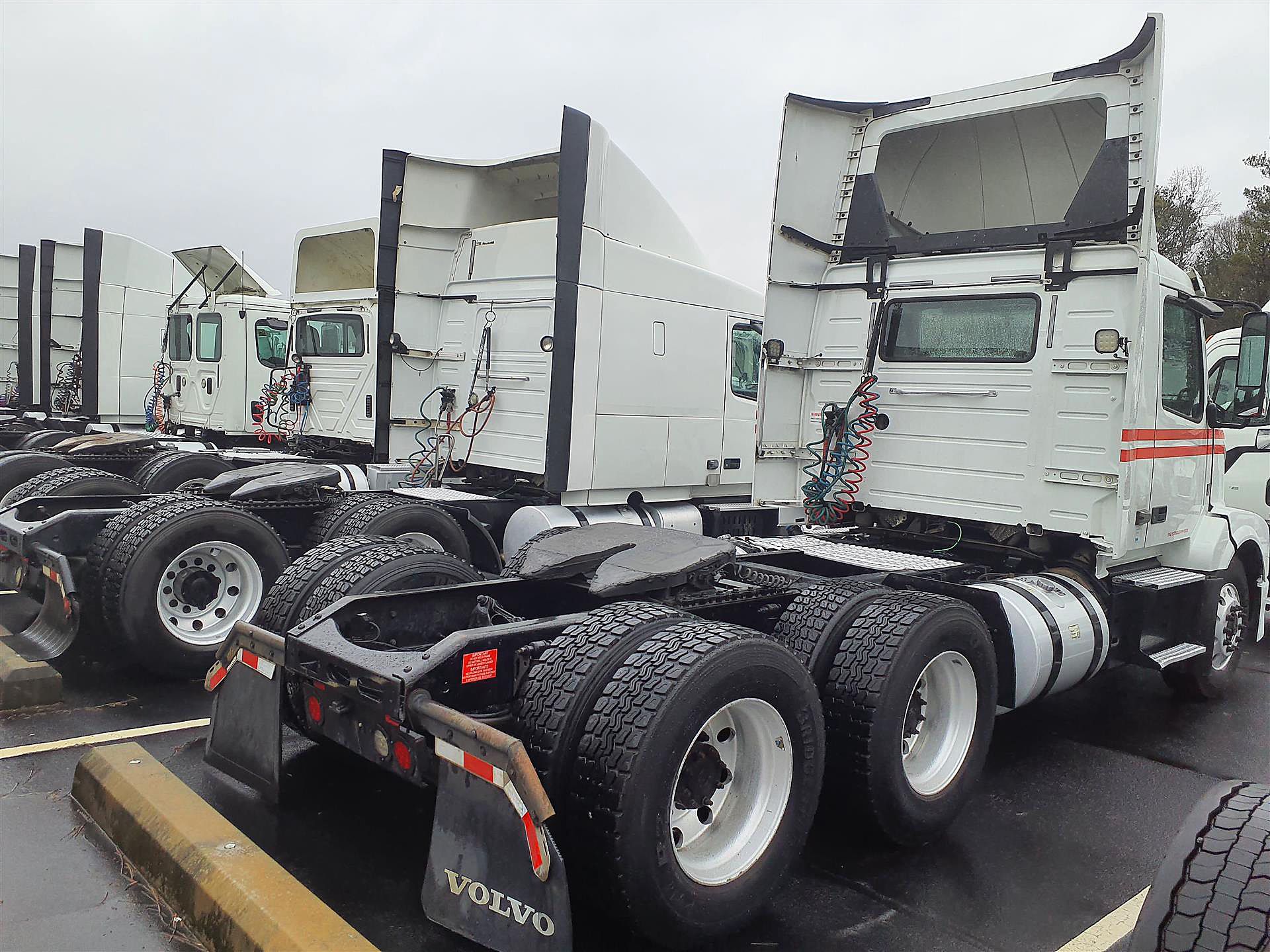 2018 Volvo VNL64T (For Sale) | Day Cab | #749739