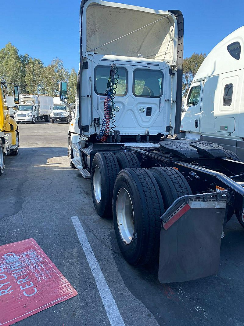 2014 Freightliner CASCADIA 125 For Sale | Day Cab | #322627
