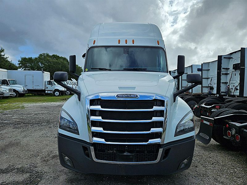 2020 Freightliner NEW CASCADIA PX12664 (For Sale) | 72" Sleeper | #879044