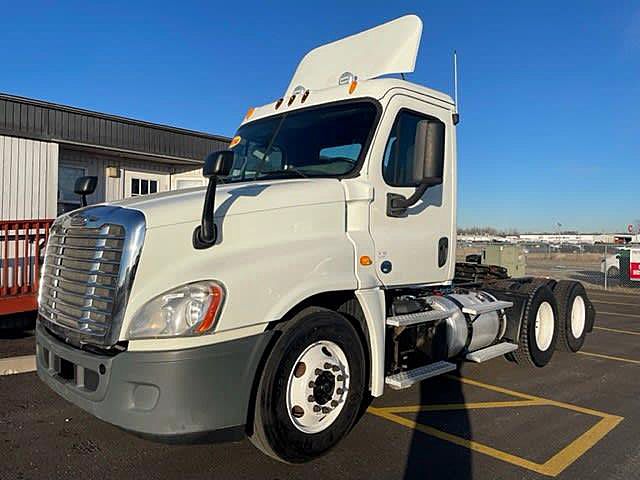 2014 Freightliner CASCADIA 125 For Sale | Day Cab | #528841