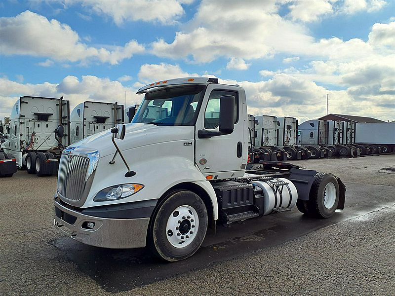 2019 International RH613 For Sale | Day Cab | #812786
