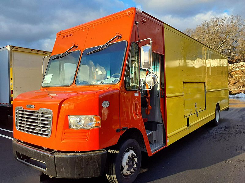 2017 Freightliner MT55 For Sale | 24' Box | #665012