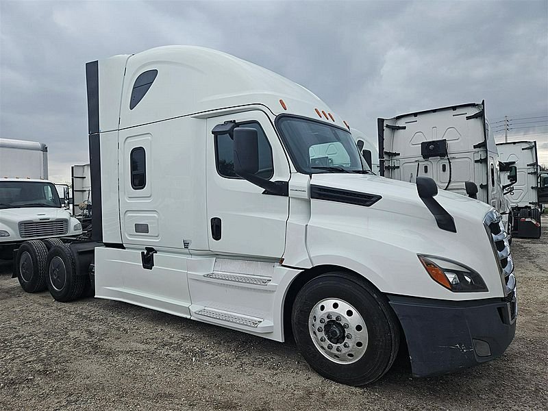 2020 Freightliner CASCADIA (For Sale) | 72" Sleeper | #250889