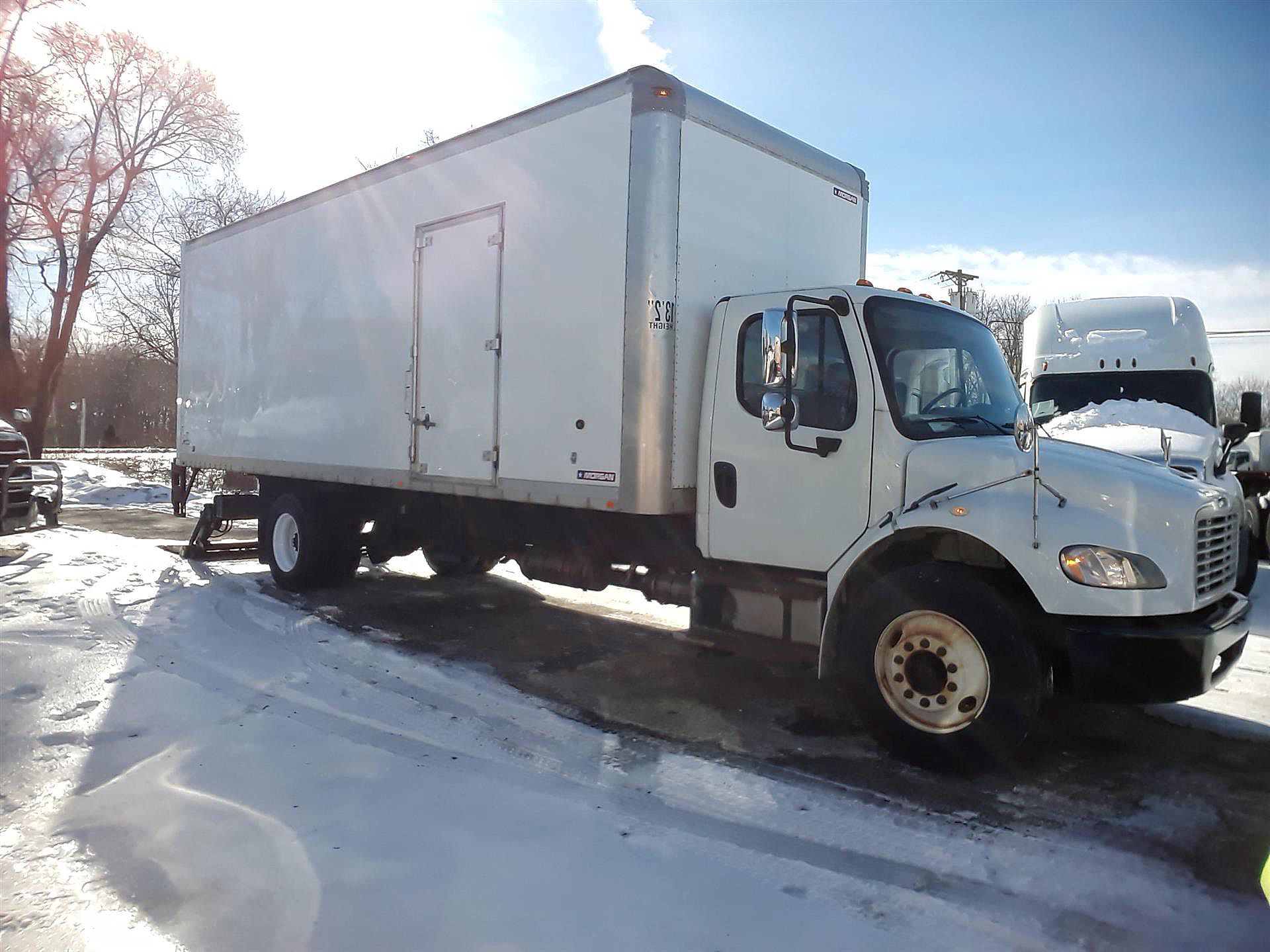 2014 Freightliner M2 106 For Sale | 26' Box | #519771