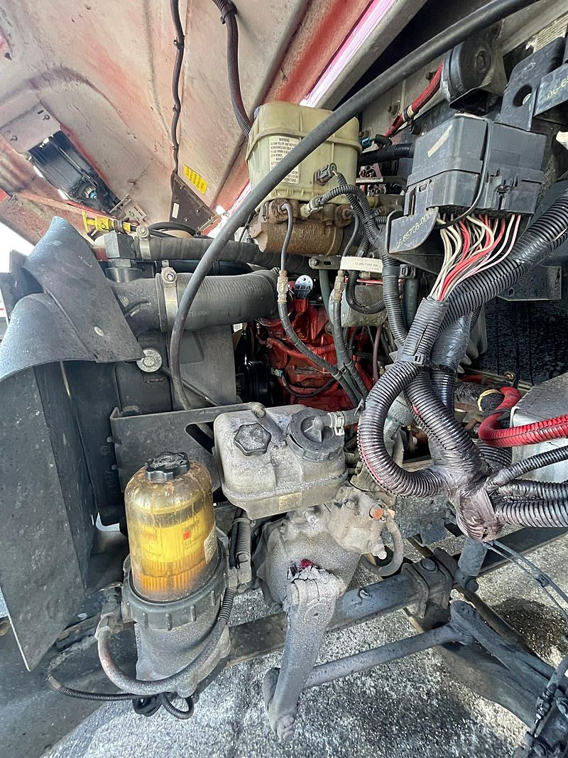 2017 Freightliner MT-55 WALK-IN (For Sale) | Day Cab | #664762