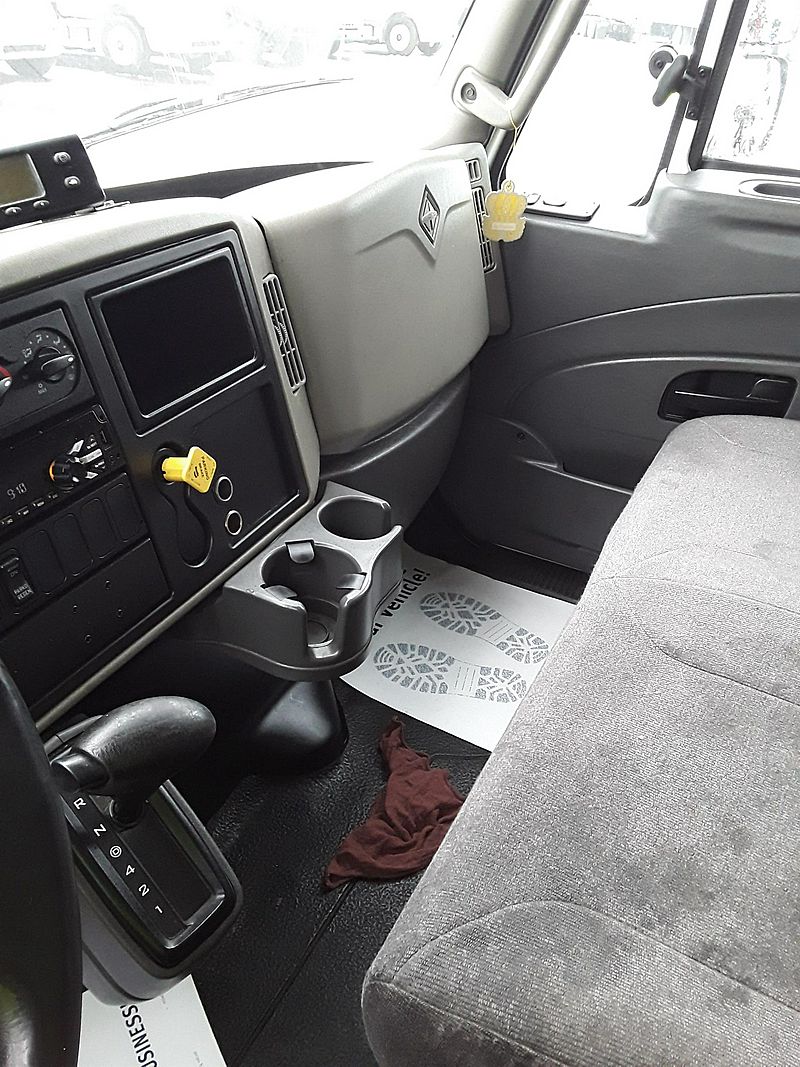 2019 International DuraStar 4300 For Sale | 24' Box | # KL356845