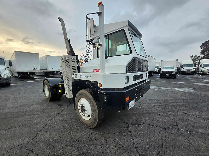 2018 Capacity SABRE 5 4X2 For Sale | Yard Spotter | #803923