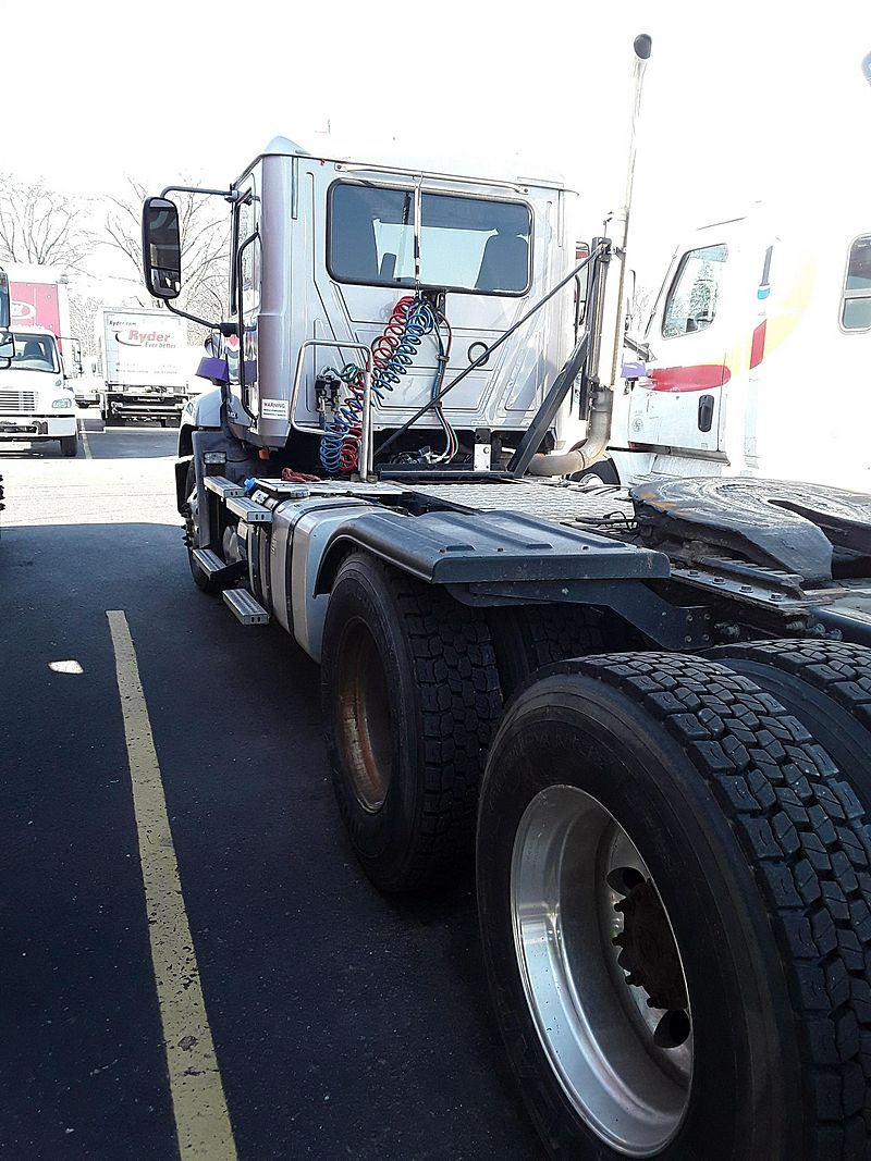2017 Mack Pinnacle CXU600 For Sale | Day Cab | #677403