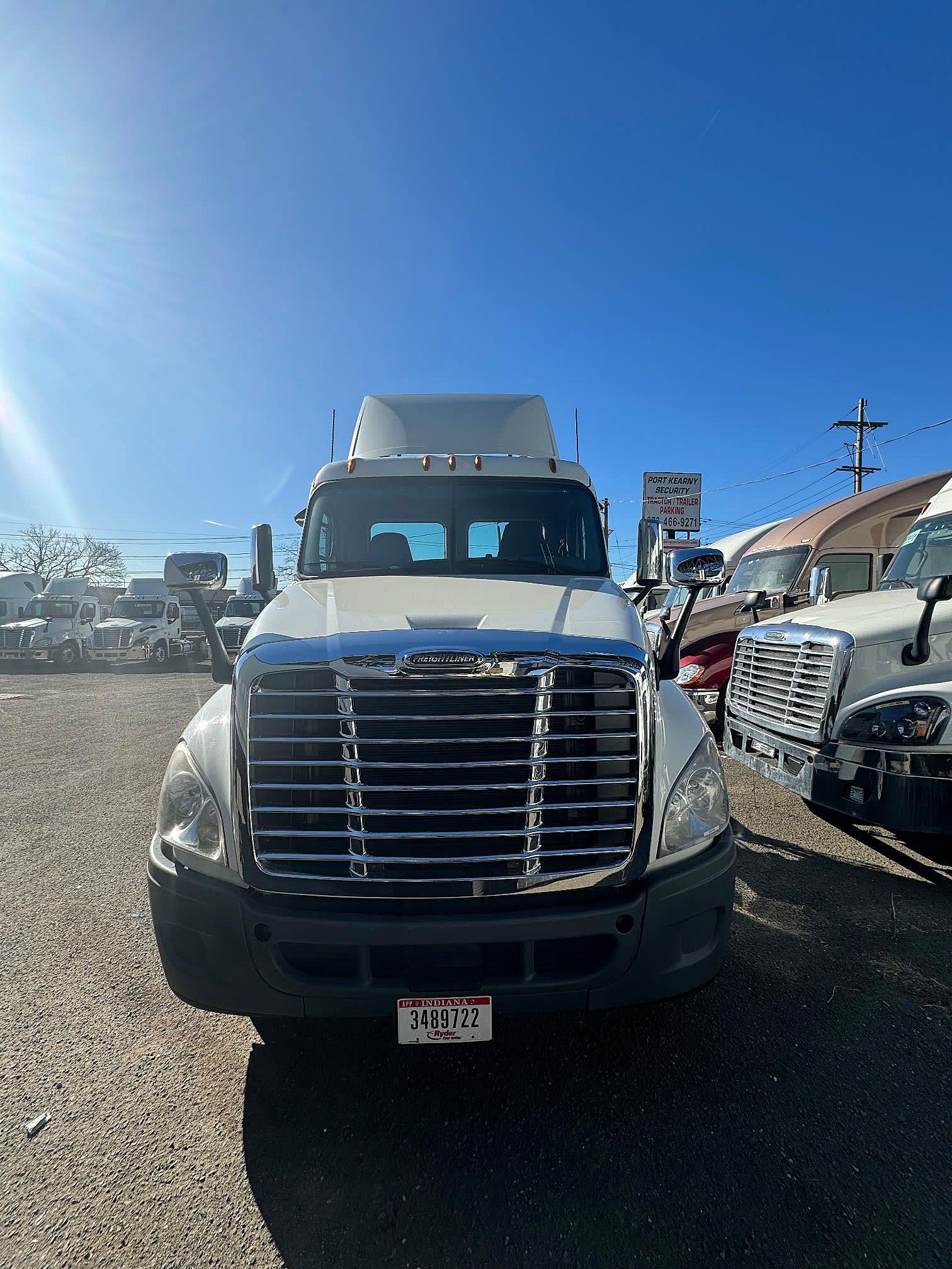 2016 Freightliner CASCADIA 125 (For Sale) | Day Cab | #645163