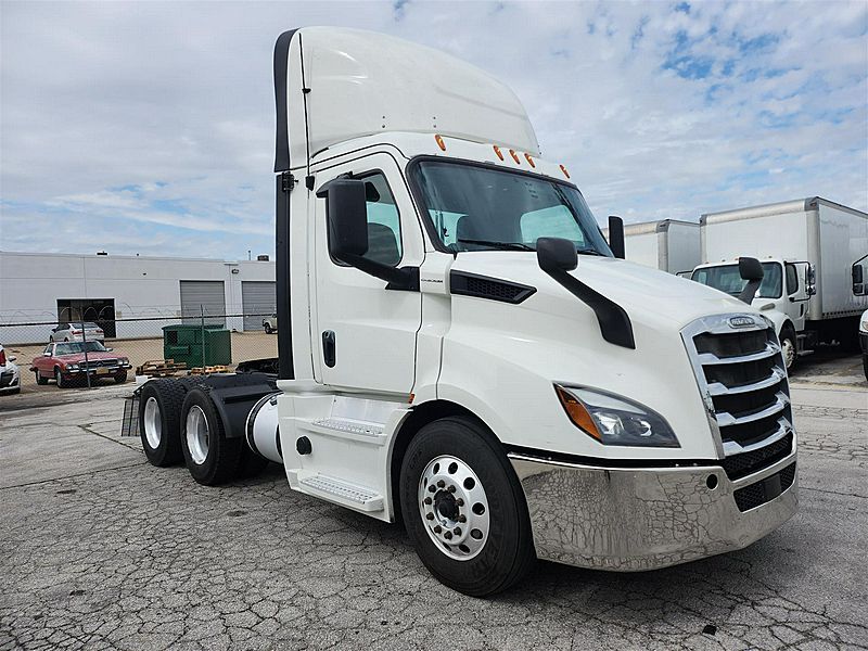2020 Freightliner NEW CASCADIA 116 For Sale | Day Cab | #270295