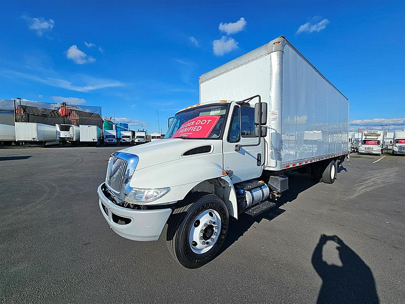 2019 International DuraStar 4300 (For Sale) | 26' Box | # 812235