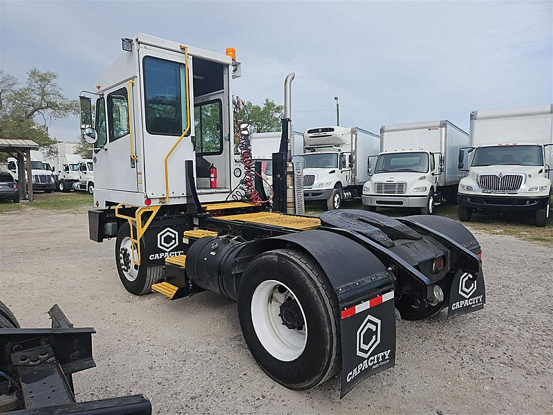 2017 Capacity SABRE 5 4X2 For Sale | Yard Spotter | #774534