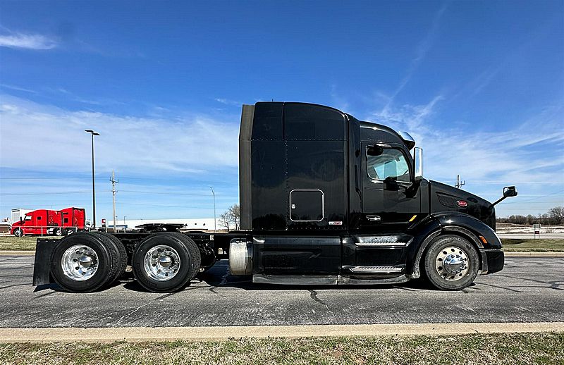 2019 Peterbilt 579 (For Sale) | 58" Sleeper | #0567770