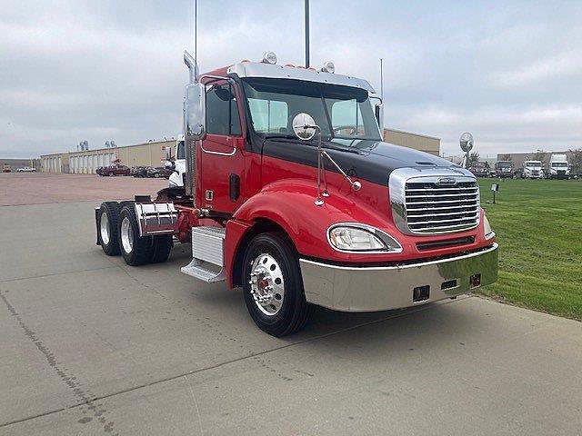 2007 Freightliner Columbia CL120 (For Sale) | Day Cab | #808951