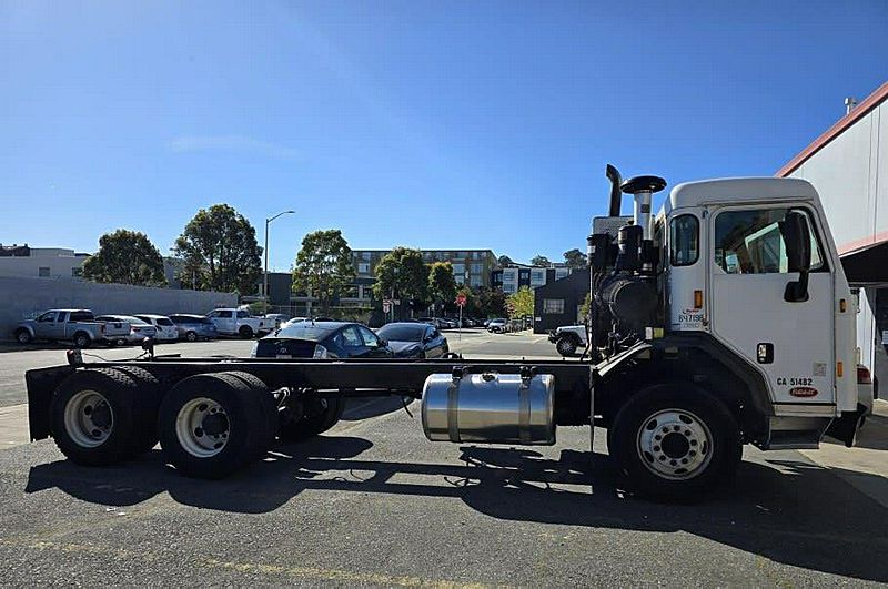 2016 Peterbilt 320 (For Sale) | Day Cab | #647198