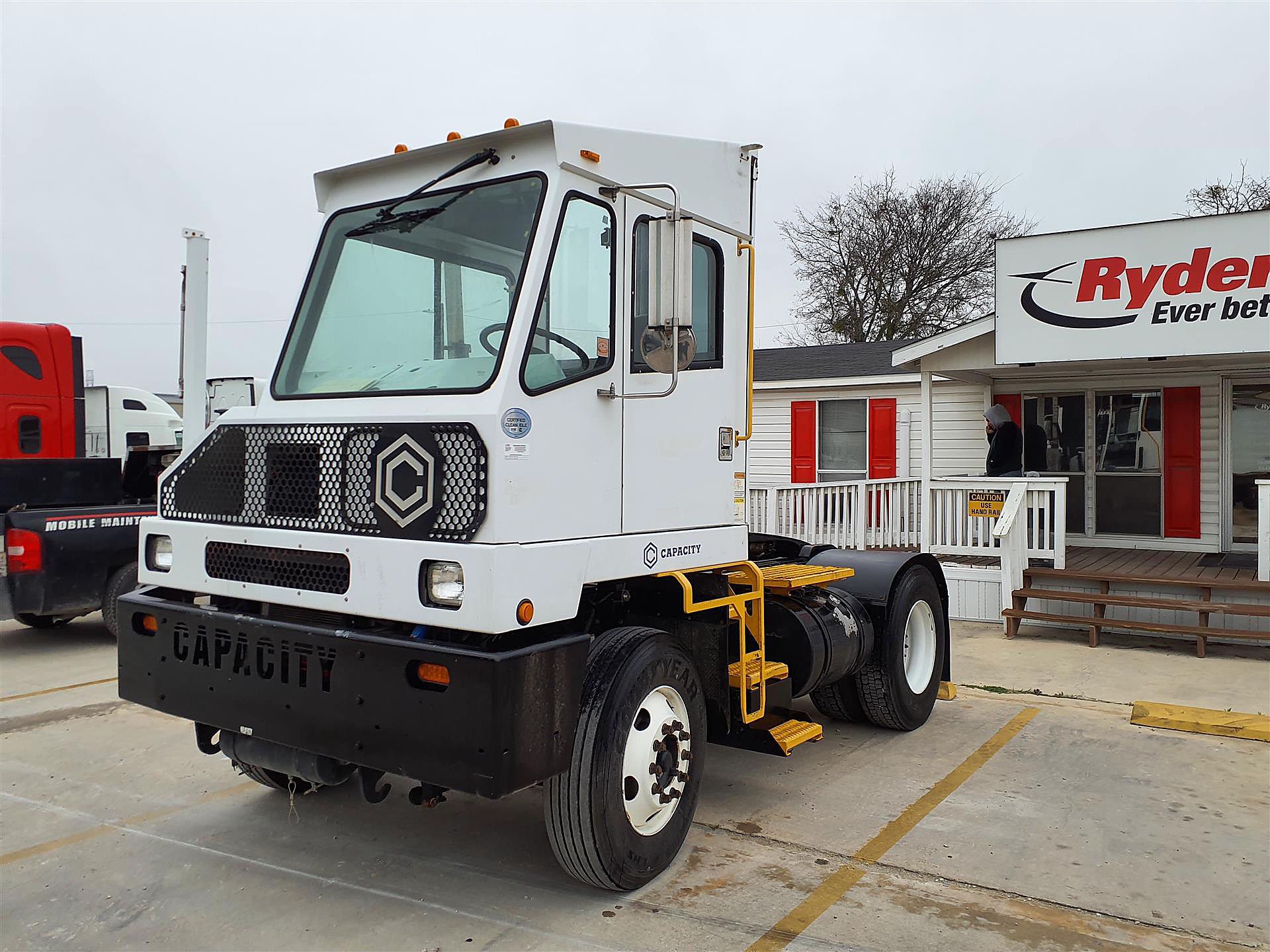 2017 Capacity TJ5000 For Sale | Yard Spotter | #783238