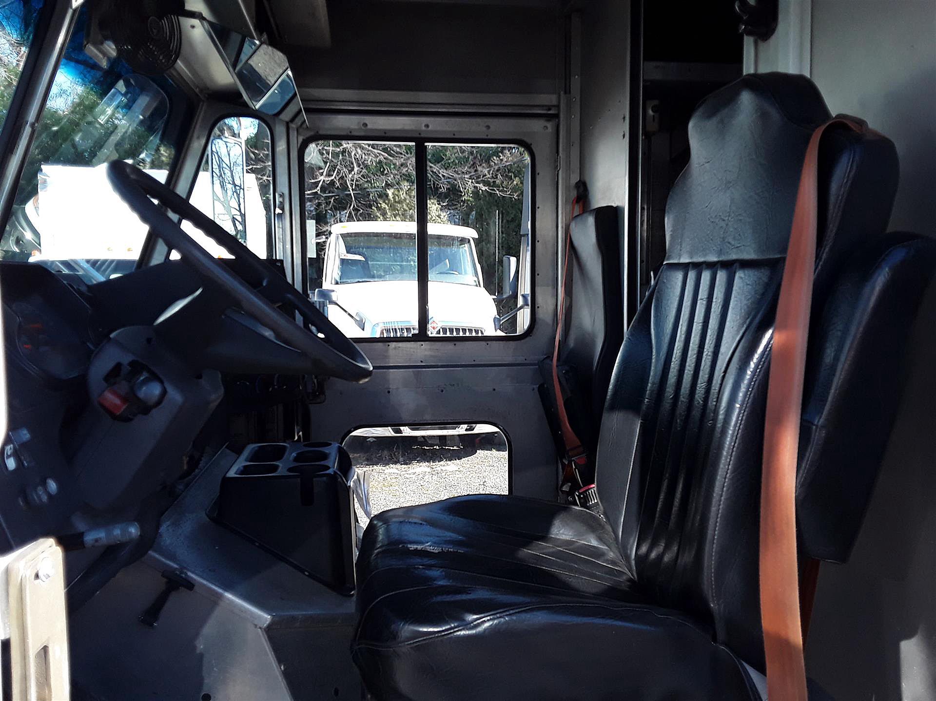 2016 Freightliner MT55 (For Sale) | 24' Box | #653995