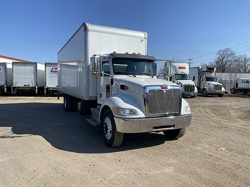 2020 Peterbilt 337 For Sale | 26' Box | Non CDL | #30N672583