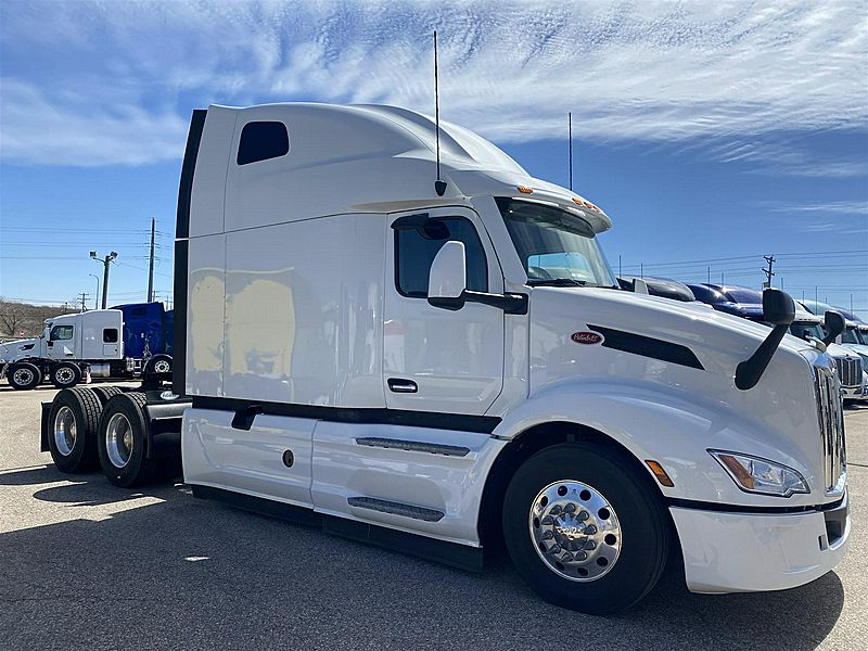 2023 Peterbilt 579 For Sale | 80" Sleeper | #33N851503