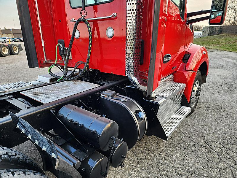 2015 Kenworth T880 For Sale | Day Cab | #5*131