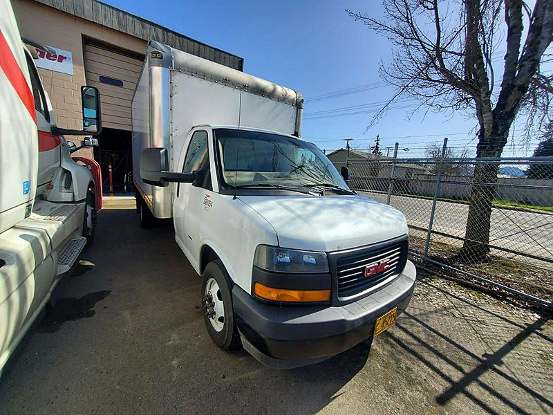 2020 GMC 3500 PARCEL VAN (For Sale) | Day Cab | #296054