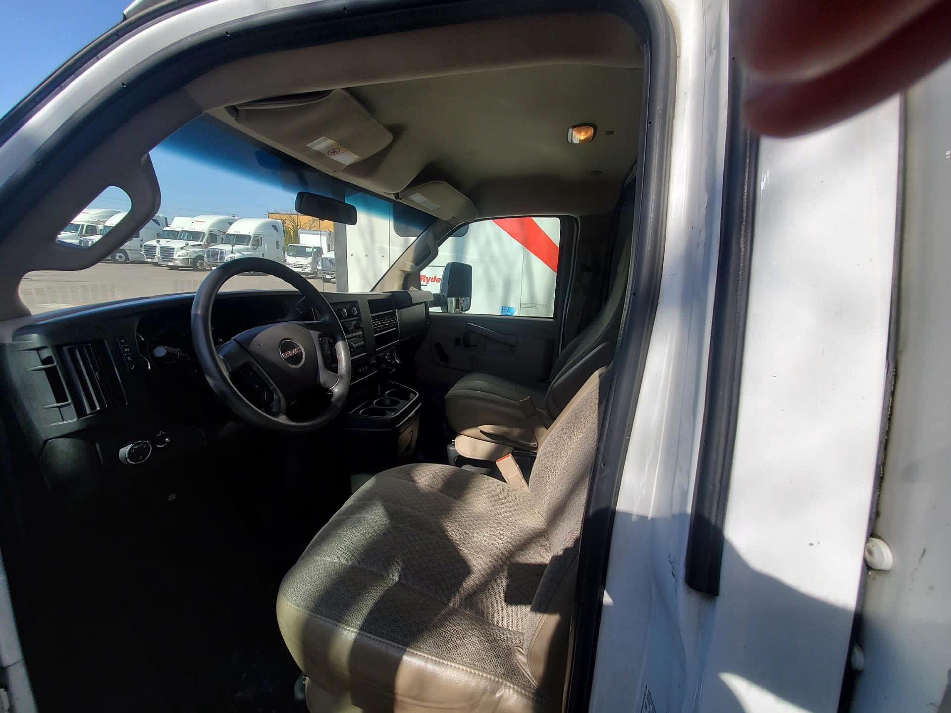 2020 GMC 3500 PARCEL VAN (For Sale) | Day Cab | #296054